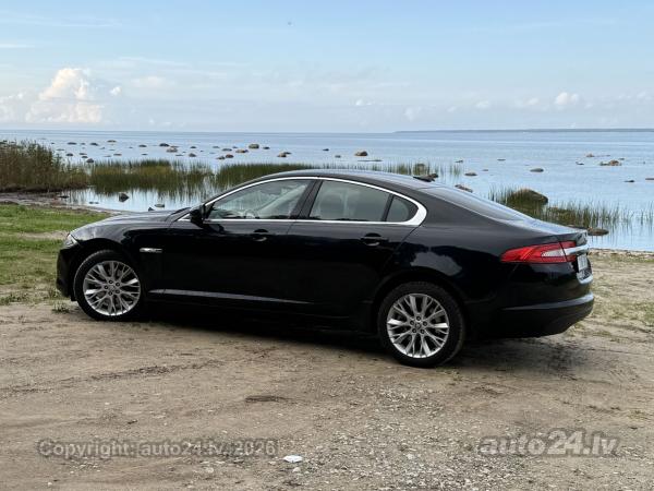 Melns Jaguar XF 2012 Tallina, ar dzinēja tilpumu 2.20 L un nobraukumu 307 tūkst. km par 3299 €, foto 4 vietnē AUTOMOTO.COM.LV
