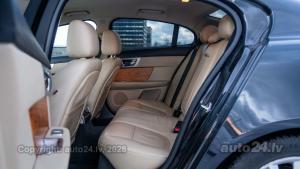 Melns Jaguar XF 2012 Tallina, ar dzinēja tilpumu 2.20 L un nobraukumu 307 tūkst. km par 3299 €, foto 15 vietnē AUTOMOTO.COM.LV