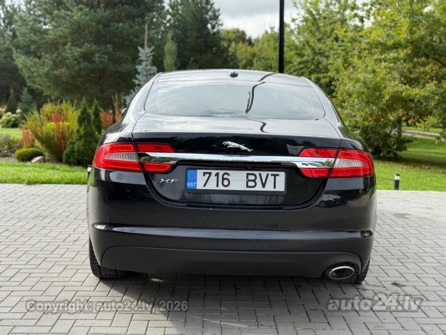 Melns Jaguar XF 2012 Tartu, ar dzinēja tilpumu 2.20 L un nobraukumu 307 tūkst. km par 3499 €, foto 7 vietnē AUTOMOTO.COM.LV