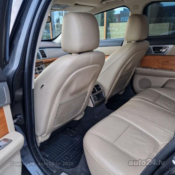 Melns Jaguar XF 2012 Tartu, ar dzinēja tilpumu 2.20 L un nobraukumu 294 tūkst. km par 3990 €, foto 8 vietnē AUTOMOTO.COM.LV