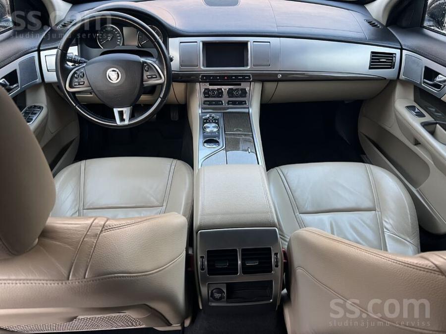 Melns Jaguar XF 2012 Daugavpils, ar dzinēja tilpumu 2.20 L un nobraukumu 120 tūkst. km par 5800 €, foto 21 vietnē AUTOMOTO.COM.LV