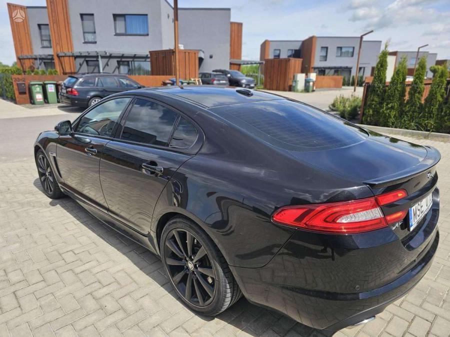 Melns Jaguar XF 2012 Kauņa, ar dzinēja tilpumu 3.00 L un nobraukumu 400 tūkst. km par 5000 €, foto 5 vietnē AUTOMOTO.COM.LV