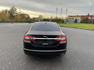Black Jaguar XF 2012 in Telschi, with an engine capacity of 2.18 L and mileage of 261 thousand km for 4499 €, photo 4 on AUTOMOTO.COM.LV