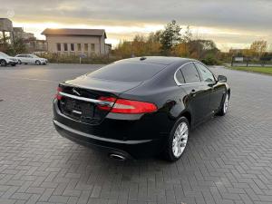 Black Jaguar XF 2012 in Telschi, with an engine capacity of 2.18 L and mileage of 261 thousand km for 4499 €, photo 8 on AUTOMOTO.COM.LV