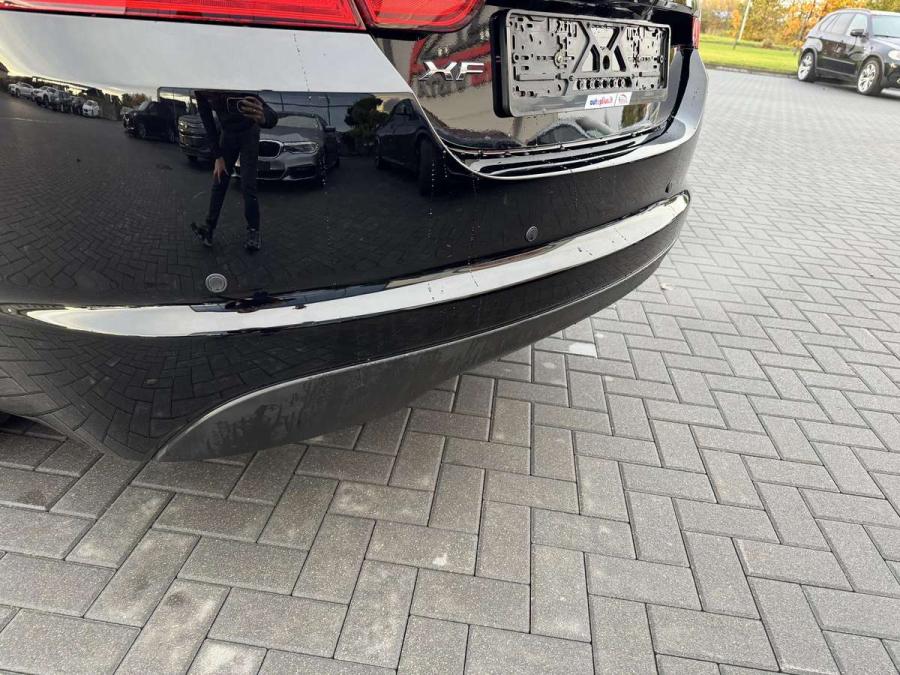 Black Jaguar XF 2012 in Telschi, with an engine capacity of 2.18 L and mileage of 261 thousand km for 4499 €, photo 15 on AUTOMOTO.COM.LV