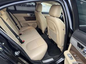 Black Jaguar XF 2012 in Telschi, with an engine capacity of 2.18 L and mileage of 261 thousand km for 4499 €, photo 22 on AUTOMOTO.COM.LV