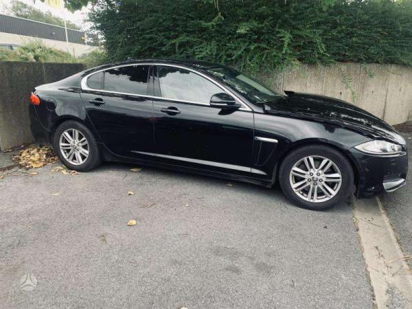 Melns Jaguar XF 2013 Šauļi, ar dzinēja tilpumu 2.18 L un nobraukumu 233 tūkst. km par 3350 €, foto 5 vietnē AUTOMOTO.COM.LV