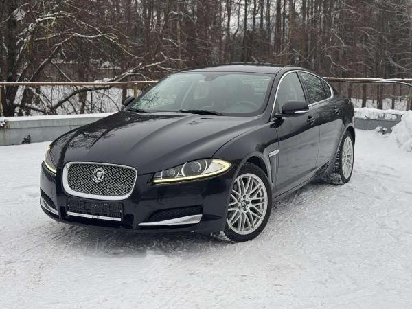Melns Jaguar XF 2013 Viļņa, ar dzinēja tilpumu 2.18 L un nobraukumu 242 tūkst. km par 7500 €, foto 1 vietnē AUTOMOTO.COM.LV