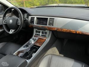 Black Jaguar XF 2013 in Vilnius, with an engine capacity of 2.20 L and mileage of 242 thousand km for 7100 €, photo 21 on AUTOMOTO.COM.LV