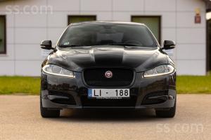 Melns Jaguar XF 2013 Jelgava, ar dzinēja tilpumu 3.00 L un nobraukumu 267 tūkst. km par 9900 €, foto 3 vietnē AUTOMOTO.COM.LV