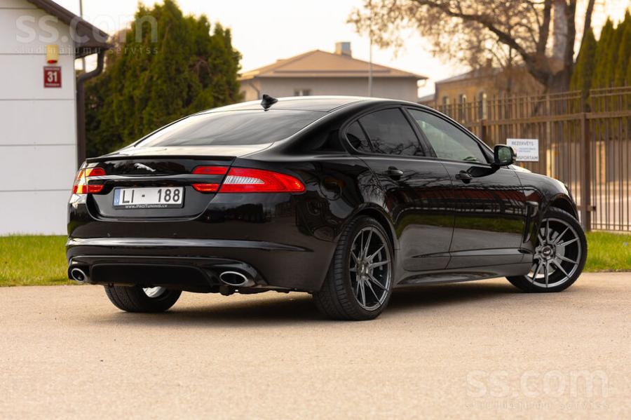 Melns Jaguar XF 2013 Jelgava, ar dzinēja tilpumu 3.00 L un nobraukumu 267 tūkst. km par 9900 €, foto 7 vietnē AUTOMOTO.COM.LV