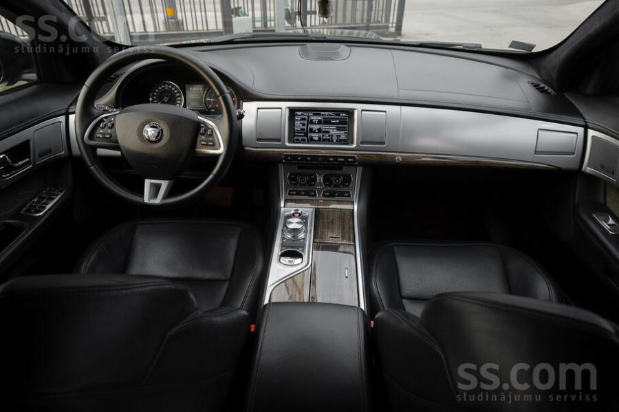 Melns Jaguar XF 2013 Jelgava, ar dzinēja tilpumu 3.00 L un nobraukumu 267 tūkst. km par 9900 €, foto 10 vietnē AUTOMOTO.COM.LV
