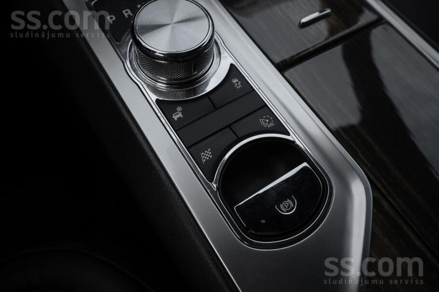 Melns Jaguar XF 2013 Jelgava, ar dzinēja tilpumu 3.00 L un nobraukumu 267 tūkst. km par 9900 €, foto 14 vietnē AUTOMOTO.COM.LV