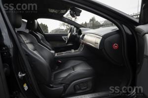 Melns Jaguar XF 2013 Jelgava, ar dzinēja tilpumu 3.00 L un nobraukumu 267 tūkst. km par 9900 €, foto 15 vietnē AUTOMOTO.COM.LV