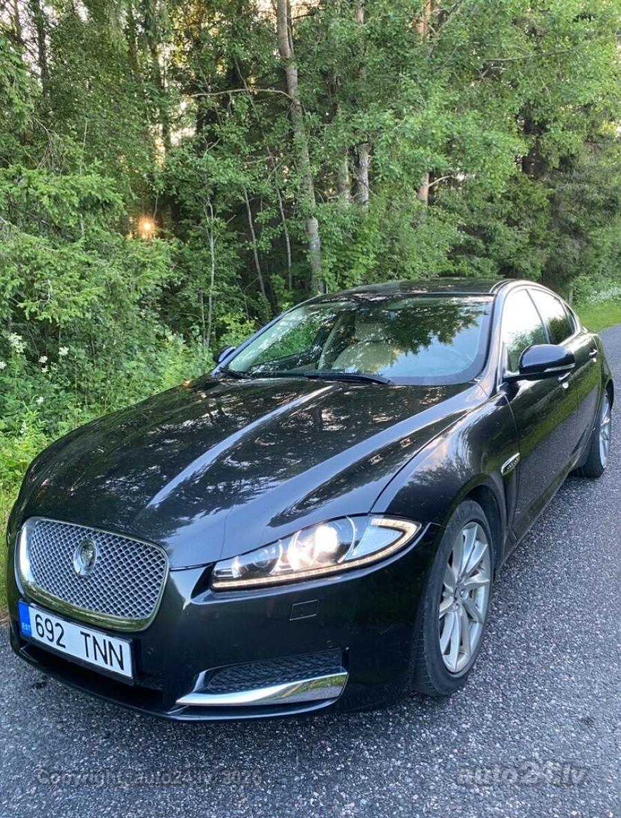 Melns Jaguar XF 2013 Jehvi, ar dzinēja tilpumu 2.20 L un nobraukumu 275 tūkst. km par 5990 €, foto 3 vietnē AUTOMOTO.COM.LV