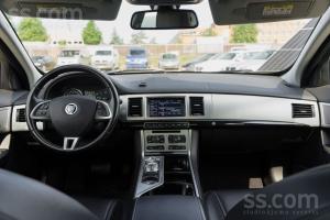Black Jaguar XF 2013 in Riga, with an engine capacity of 2.20 L and mileage of 279 thousand km for 8990 €, photo 12 on AUTOMOTO.COM.LV