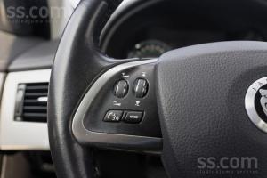 Black Jaguar XF 2013 in Riga, with an engine capacity of 2.20 L and mileage of 279 thousand km for 8990 €, photo 17 on AUTOMOTO.COM.LV