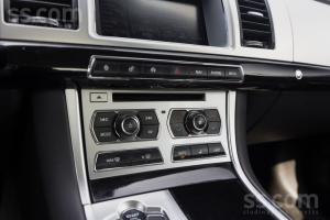 Black Jaguar XF 2013 in Riga, with an engine capacity of 2.20 L and mileage of 279 thousand km for 8990 €, photo 22 on AUTOMOTO.COM.LV