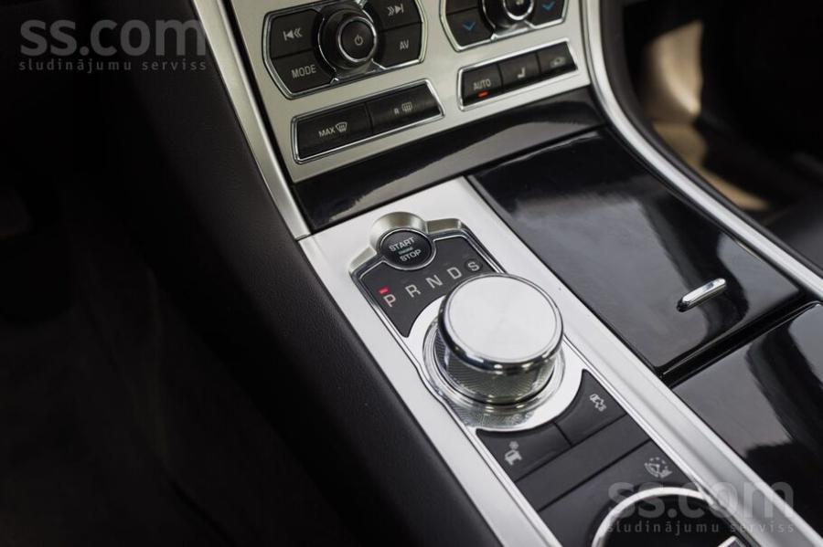 Black Jaguar XF 2013 in Riga, with an engine capacity of 2.20 L and mileage of 279 thousand km for 8990 €, photo 24 on AUTOMOTO.COM.LV