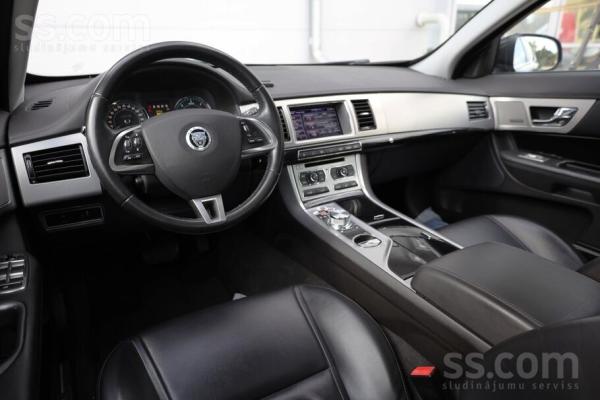 Melns Jaguar XF 2013 Rīga, ar dzinēja tilpumu 2.20 L un nobraukumu 279 tūkst. km par 7495 €, foto 8 vietnē AUTOMOTO.COM.LV