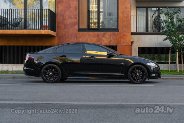 Black Jaguar XF 2014 in Tallinn, with an engine capacity of 3.00 L and mileage of 220 thousand km for 11200 €, photo 1 on AUTOMOTO.COM.LV