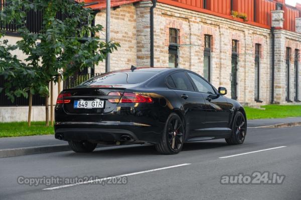 Black Jaguar XF 2014 in Tallinn, with an engine capacity of 3.00 L and mileage of 220 thousand km for 11200 €, photo 2 on AUTOMOTO.COM.LV