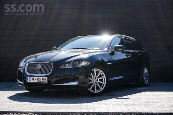 Black Jaguar XF 2014 in Riga, with an engine capacity of 2.20 L and mileage of 277 thousand km for 6990 €, photo 1 on AUTOMOTO.COM.LV