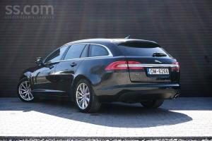 Black Jaguar XF 2014 in Riga, with an engine capacity of 2.20 L and mileage of 277 thousand km for 6990 €, photo 5 on AUTOMOTO.COM.LV
