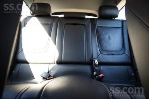 Black Jaguar XF 2014 in Riga, with an engine capacity of 2.20 L and mileage of 277 thousand km for 6990 €, photo 13 on AUTOMOTO.COM.LV