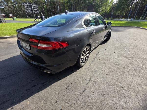 Black Jaguar XF 2014 in Riga, with an engine capacity of 2.20 L and mileage of 218 thousand km for 7000 €, photo 8 on AUTOMOTO.COM.LV