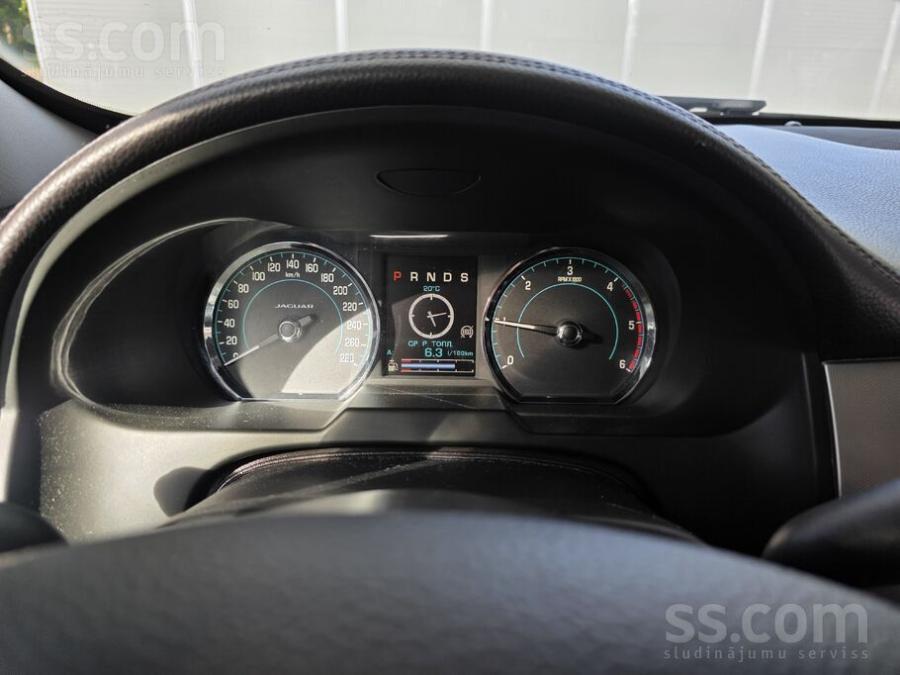 Black Jaguar XF 2014 in Riga, with an engine capacity of 2.20 L and mileage of 218 thousand km for 7000 €, photo 12 on AUTOMOTO.COM.LV