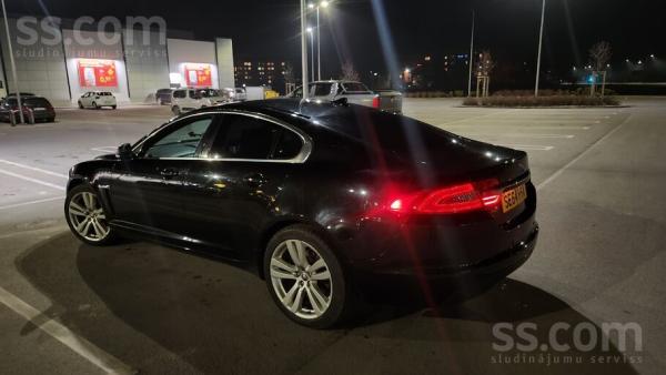 Melns Jaguar XF 2015 Jelgava, ar dzinēja tilpumu 2.20 L un nobraukumu 151 tūkst. km par 3800 €, foto 3 vietnē AUTOMOTO.COM.LV