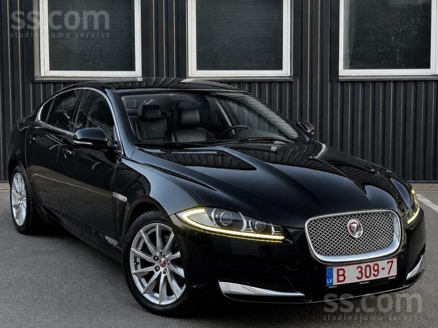 Black Jaguar XF 2015 in Jurmala, with an engine capacity of 2.20 L and mileage of 185 thousand km for 8500 €, photo 3 on AUTOMOTO.COM.LV