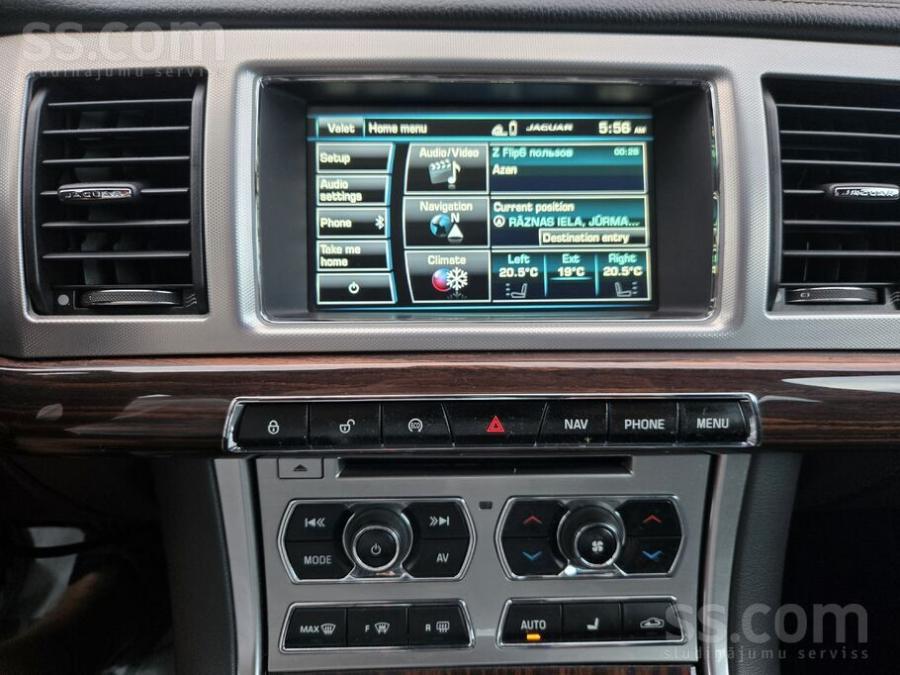 Black Jaguar XF 2015 in Jurmala, with an engine capacity of 2.20 L and mileage of 185 thousand km for 8500 €, photo 13 on AUTOMOTO.COM.LV