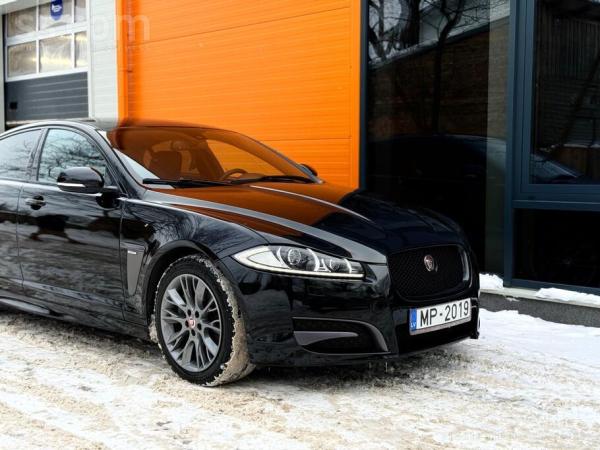 Black Jaguar XF 2015 in Riga, with an engine capacity of 2.20 L and mileage of 200 thousand km for 8150 €, photo 6 on AUTOMOTO.COM.LV