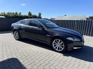 Black Jaguar XF 2015 in Klaipeda, with an engine capacity of 2.18 L and mileage of 136 thousand km for 9300 €, photo 5 on AUTOMOTO.COM.LV