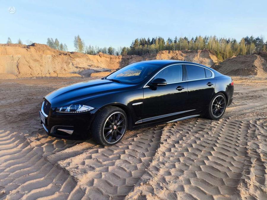 Melns Jaguar XF 2015 Viļņa, ar dzinēja tilpumu 2.18 L un nobraukumu 232 tūkst. km par 7450 €, foto 6 vietnē AUTOMOTO.COM.LV