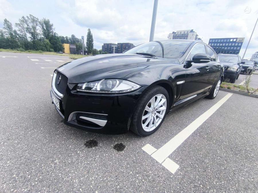 Melns Jaguar XF 2015 Viļņa, ar dzinēja tilpumu 2.18 L un nobraukumu 232 tūkst. km par 7450 €, foto 18 vietnē AUTOMOTO.COM.LV