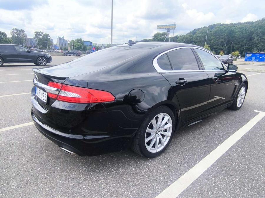 Melns Jaguar XF 2015 Viļņa, ar dzinēja tilpumu 2.18 L un nobraukumu 232 tūkst. km par 7450 €, foto 20 vietnē AUTOMOTO.COM.LV