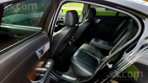 Black Jaguar XF 2015 in Jelgava, with an engine capacity of 2.20 L and mileage of 170 thousand km for 3800 €, photo 11 on AUTOMOTO.COM.LV