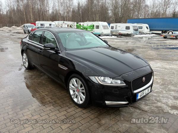 Black Jaguar XF 2016 in Parnu, with an engine capacity of 2.00 L and mileage of 175 thousand km for 12900 €, photo 2 on AUTOMOTO.COM.LV