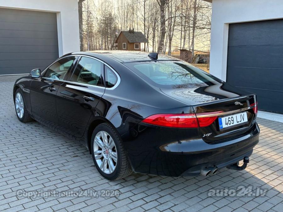 Melns Jaguar XF 2016 Pērnava, ar dzinēja tilpumu 2.00 L un nobraukumu 175 tūkst. km par 11900 €, foto 6 vietnē AUTOMOTO.COM.LV