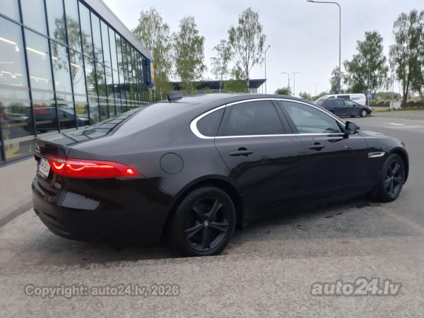 Melns Jaguar XF 2016 Keila, ar dzinēja tilpumu 2.00 L un nobraukumu 256 tūkst. km par 8999 €, foto 8 vietnē AUTOMOTO.COM.LV
