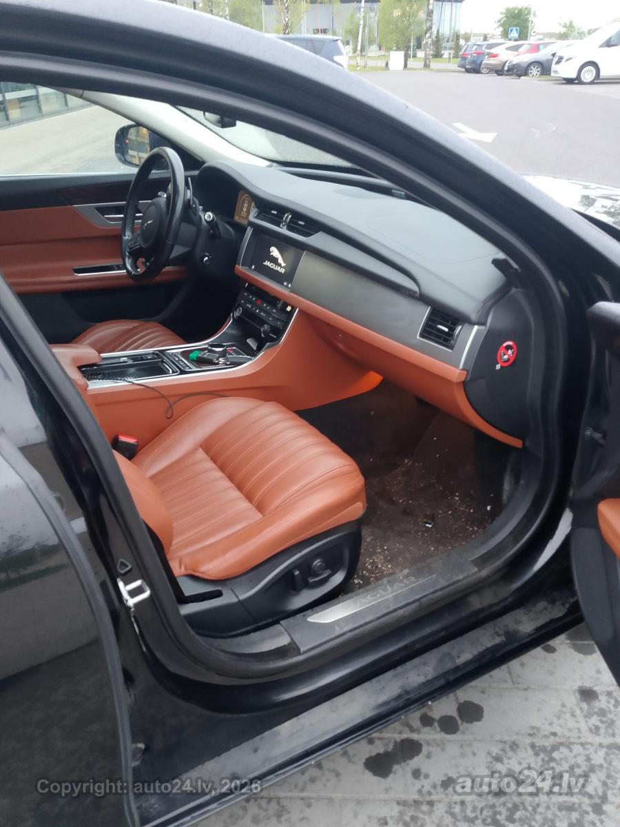 Melns Jaguar XF 2016 Keila, ar dzinēja tilpumu 2.00 L un nobraukumu 256 tūkst. km par 8999 €, foto 17 vietnē AUTOMOTO.COM.LV