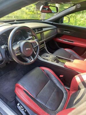 Melns Jaguar XF 2016 Viļņa, ar dzinēja tilpumu 3.00 L un nobraukumu 94 tūkst. km par 19300 €, foto 8 vietnē AUTOMOTO.COM.LV