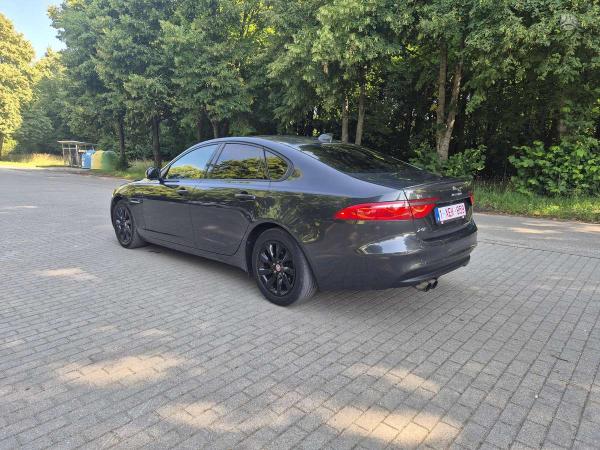 Melns Jaguar XF 2016 Tauragė, ar dzinēja tilpumu 2.00 L un nobraukumu 192 tūkst. km par 9400 €, foto 5 vietnē AUTOMOTO.COM.LV