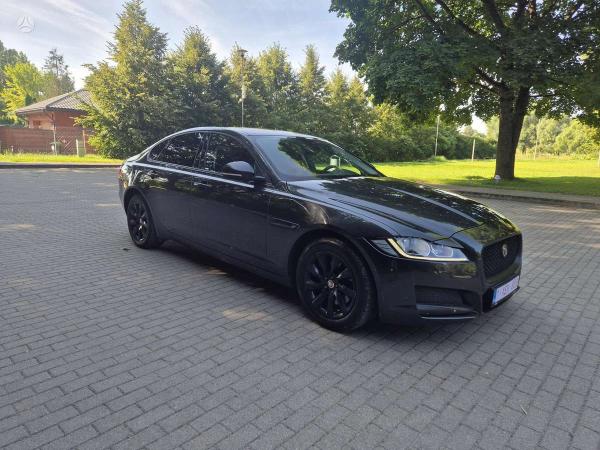 Melns Jaguar XF 2016 Tauragė, ar dzinēja tilpumu 2.00 L un nobraukumu 192 tūkst. km par 9400 €, foto 8 vietnē AUTOMOTO.COM.LV