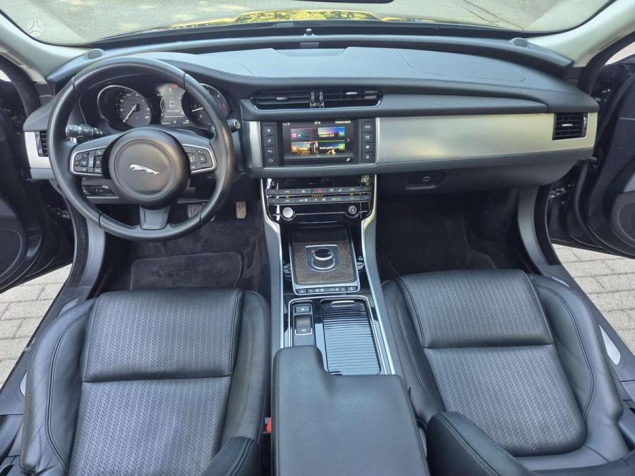 Melns Jaguar XF 2016 Tauragė, ar dzinēja tilpumu 2.00 L un nobraukumu 192 tūkst. km par 9400 €, foto 11 vietnē AUTOMOTO.COM.LV