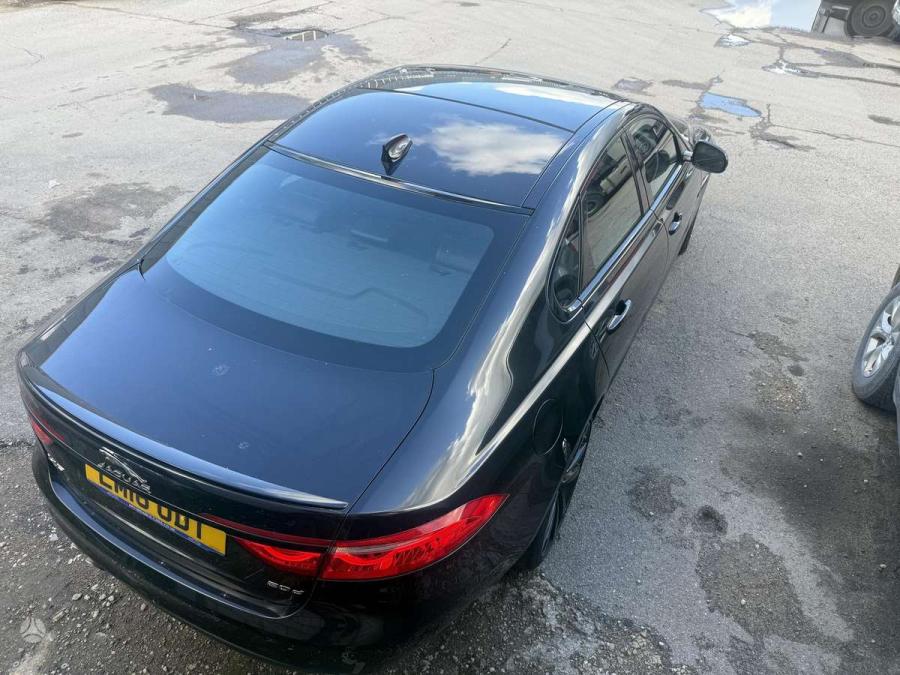 Black Jaguar XF 2016 in Panevezys, with an engine capacity of 0.00 L and mileage of 100 thousand km for 2500 €, photo 6 on AUTOMOTO.COM.LV