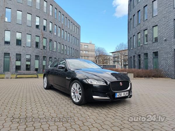 Melns Jaguar XF 2017 Tallina, ar dzinēja tilpumu 2.00 L un nobraukumu 181 tūkst. km par 13500 €, foto 1 vietnē AUTOMOTO.COM.LV